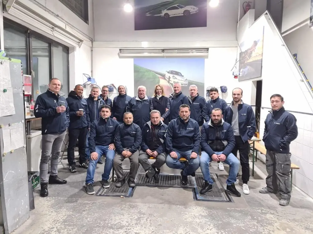 Über uns | Auto-Service-Center ASC GmbH